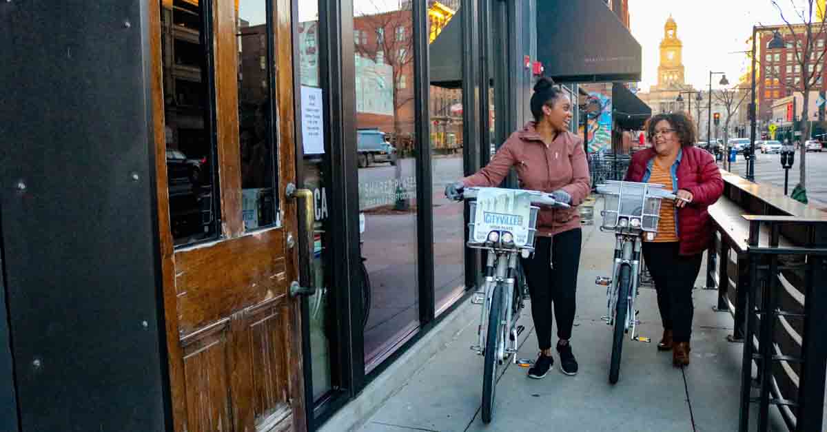 Downtown Des Moines Fall Bucket List for Kids & Families